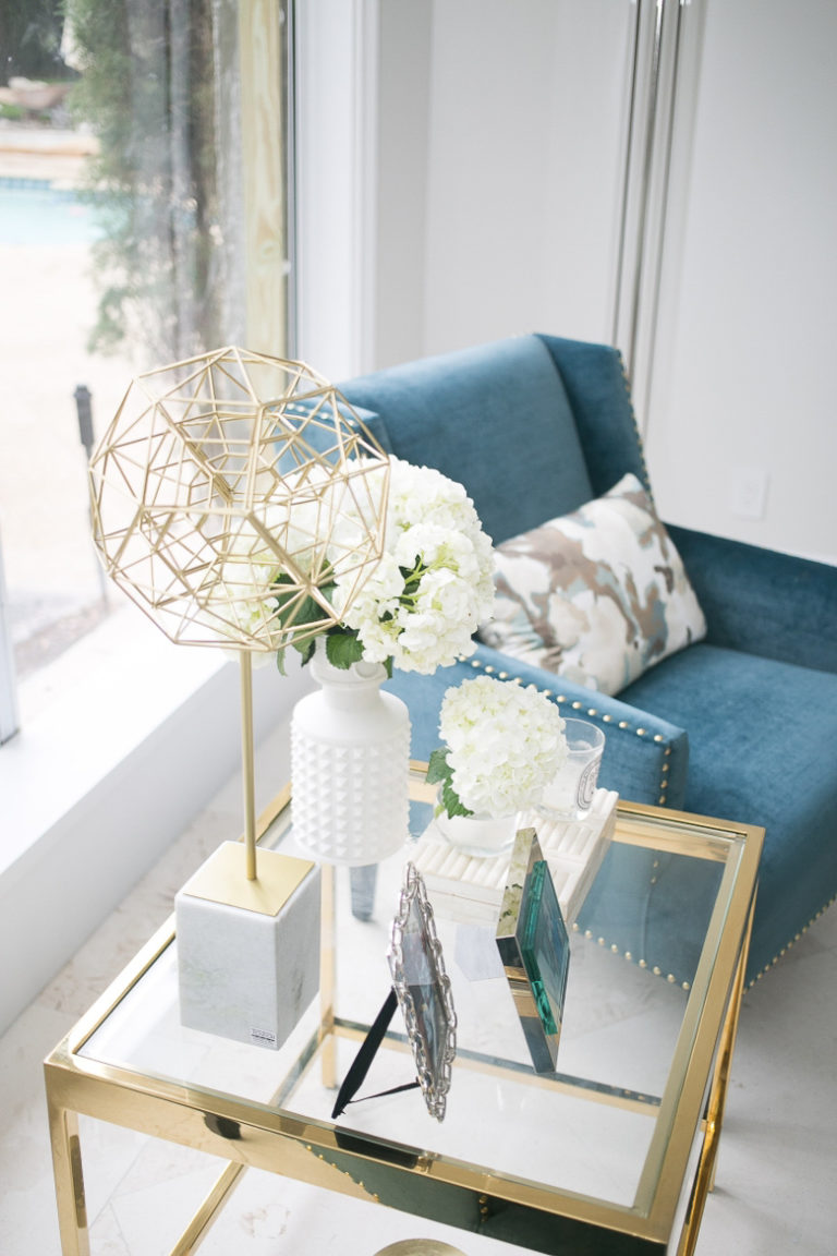 At Home with Amanda fashionable hostess