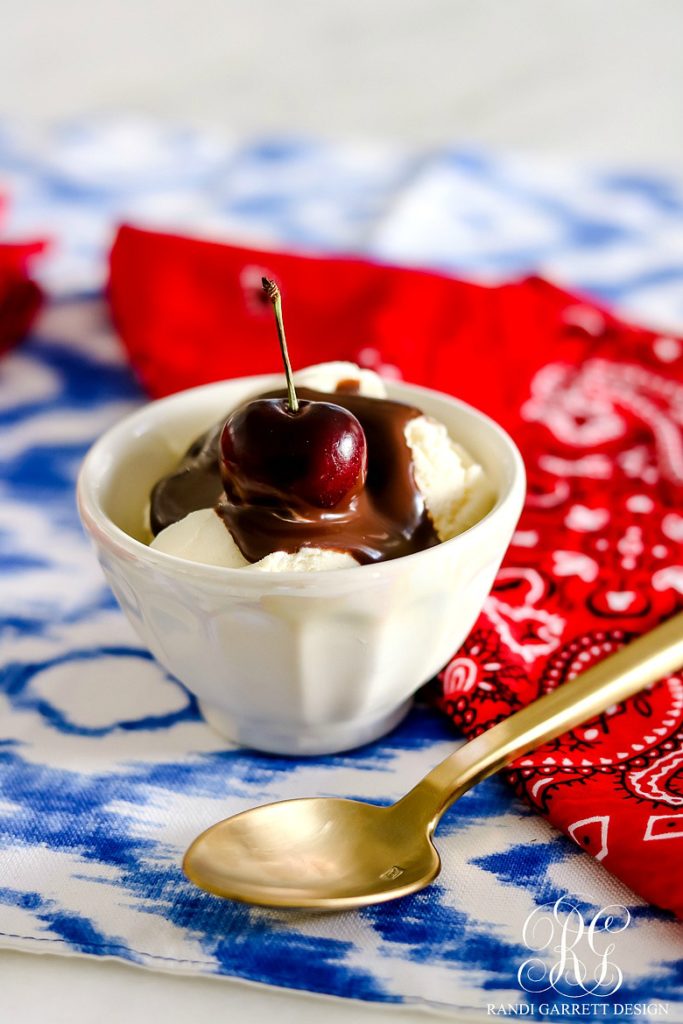 Summer Entertaining - Easy Decor and Ice Cream Sundae Bar for the ...