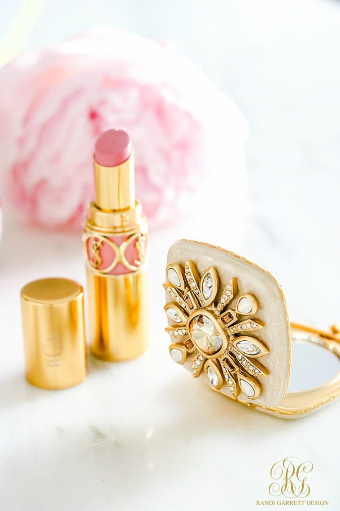 5 Sentimental Gift Ideas for Any Occasion - Randi Garrett Design