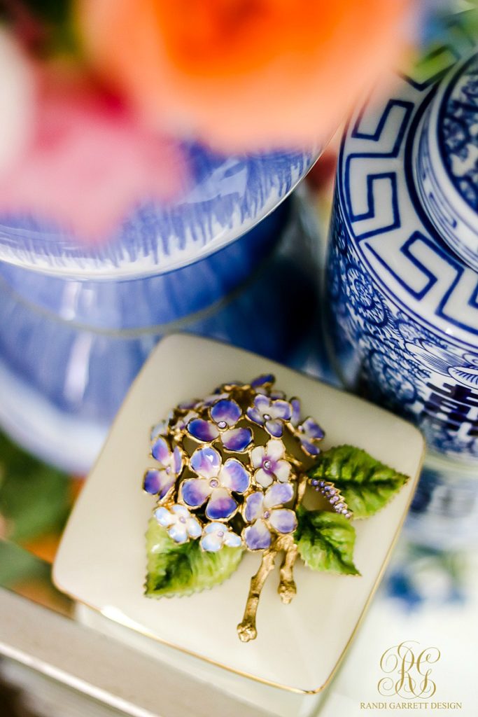 5 Sentimental Gift Ideas for Any Occasion - Randi Garrett Design