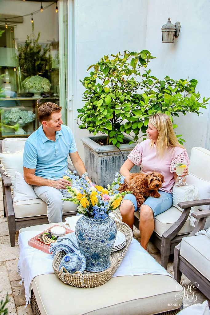 5 Simple Outdoor Summer Entertaining Tips - Randi Garrett Design