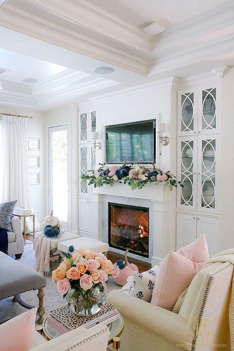 Welcoming Fall Home Tour - Fall Decorating Ideas - Randi Garrett Design