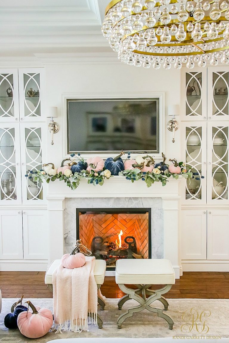 Welcoming Fall Home Tour - Fall Decorating Ideas - Randi Garrett Design