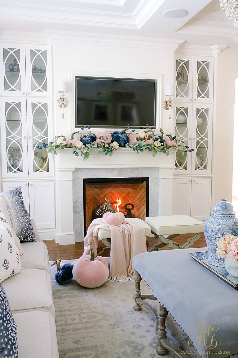 Welcoming Fall Home Tour - Fall Decorating Ideas - Randi Garrett Design