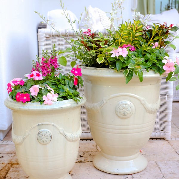 Pretty Spring Planters - Randi Garrett Design