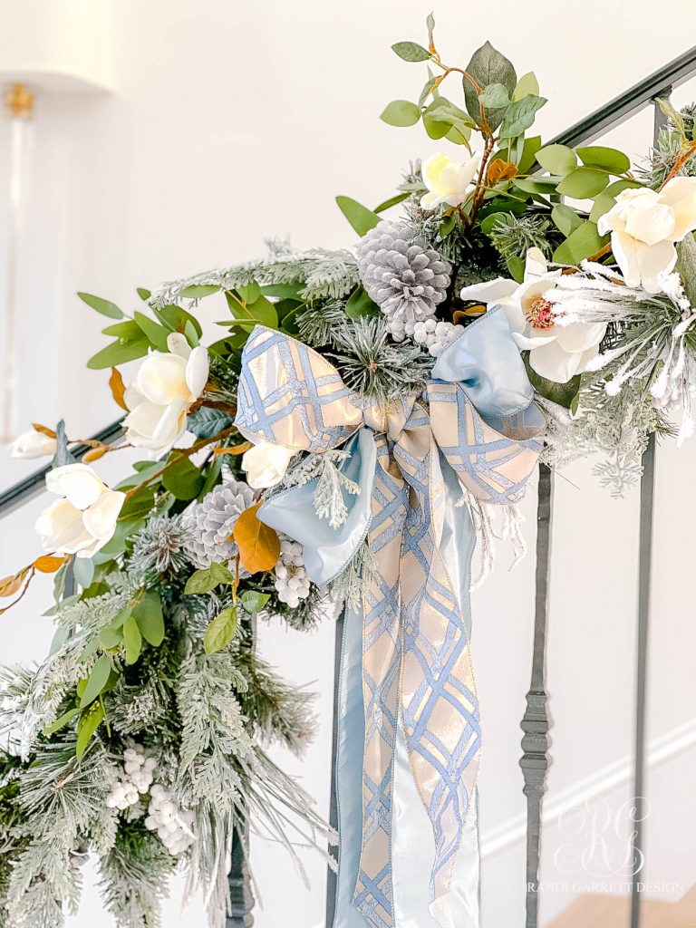 The Wren's Blue + White Christmas Entryway - Randi Garrett Design