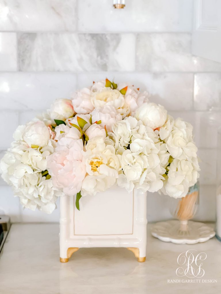 Pink and Gold Valentine's Decor Ideas - Randi Garrett Design