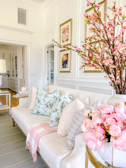 Spring Home Tour - Spring Decor Ideas for your Family Room - Randi ...