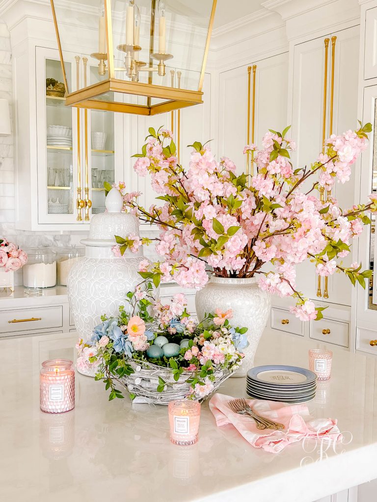 Spring Home Tour - Spring Decor Ideas for your Kitchen - Randi Garrett ...