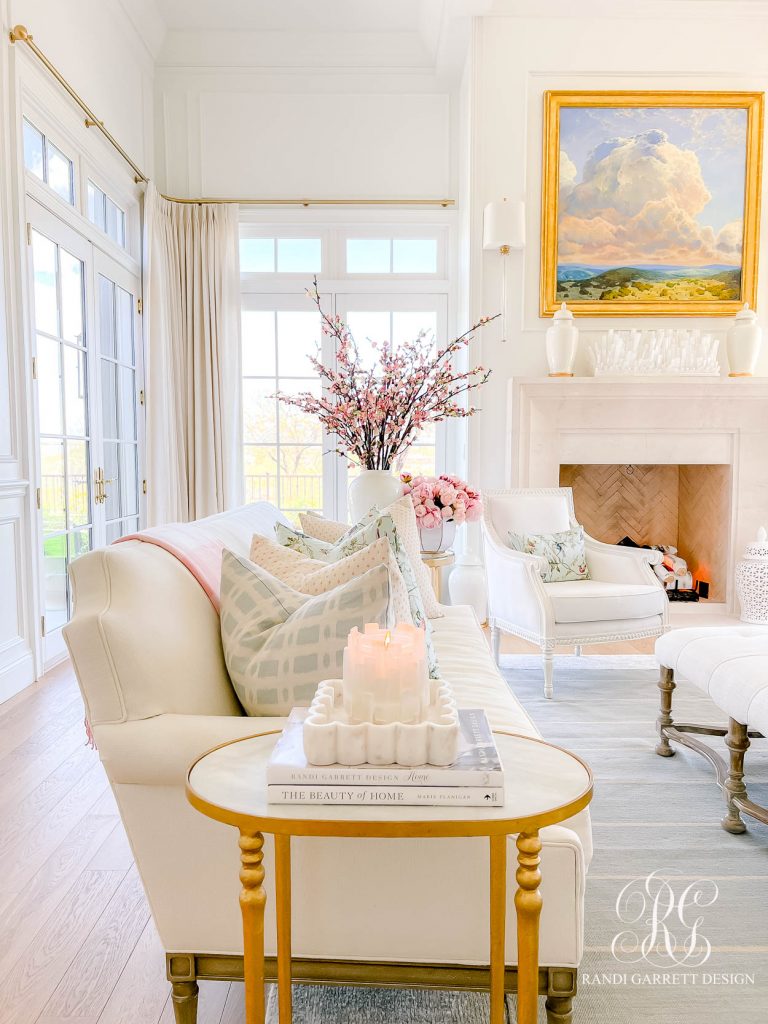 Spring Home Tour - Spring Decor Ideas for your Family Room - Randi ...