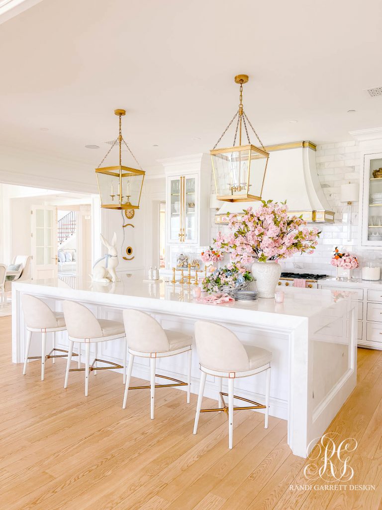 Spring Home Tour - Spring Decor Ideas for your Kitchen - Randi Garrett ...
