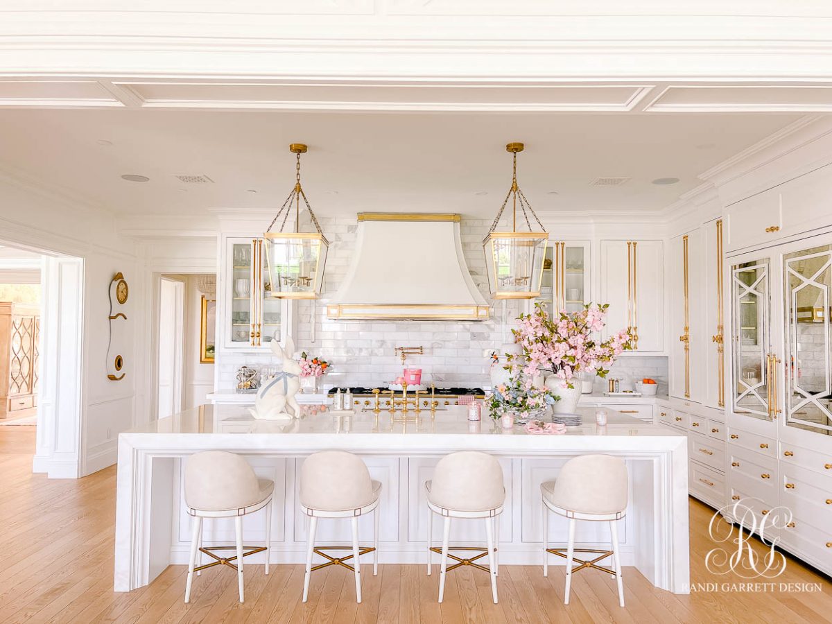Spring Home Tour - Spring Decor Ideas for your Kitchen - Randi Garrett ...