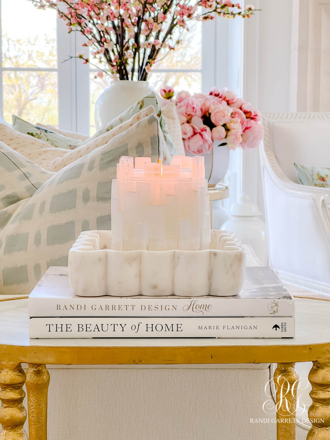 Spring Home Tour - Spring Decor Ideas for your Family Room - Randi ...
