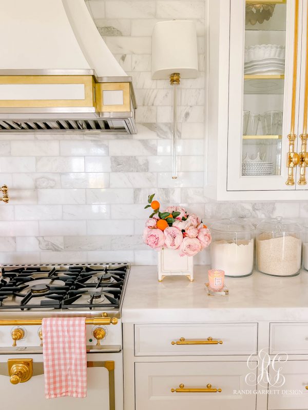 Spring Home Tour - Spring Decor Ideas for your Kitchen - Randi Garrett ...