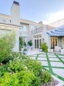 Simple Tips for a Summer Backyard Refresh - Randi Garrett Design