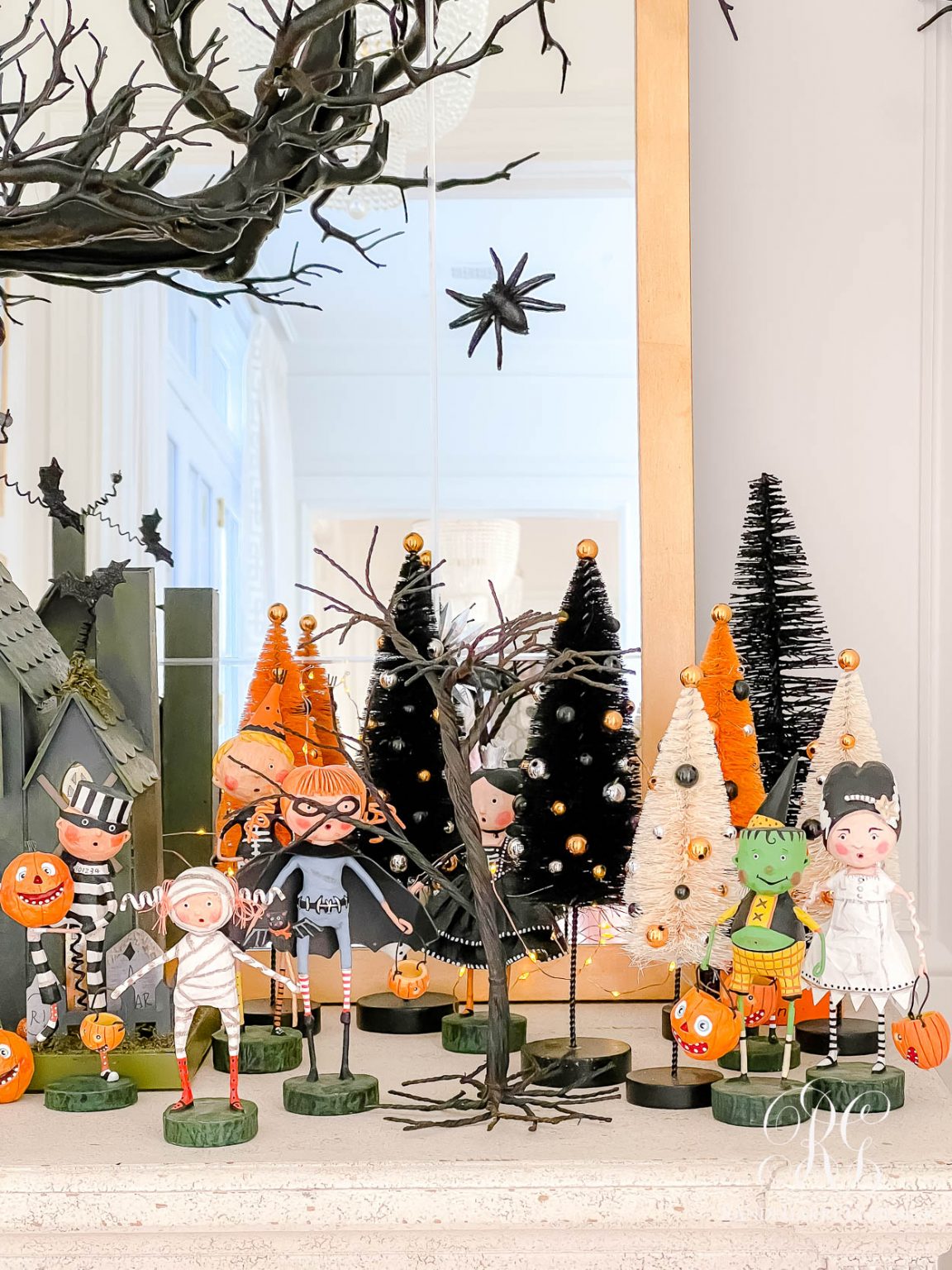 Halloween Trick or Treaters Decor Tradition - Randi Garrett Design