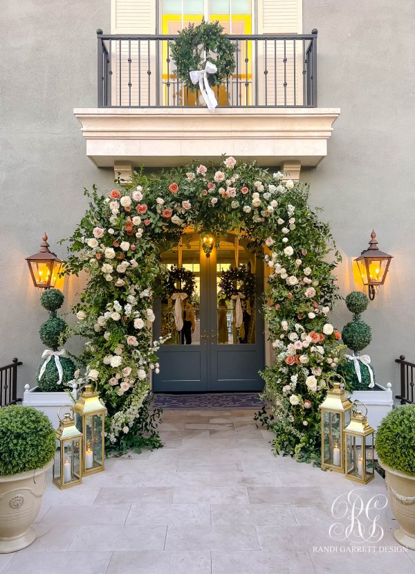 The Wren Christmas + Wedding Exterior - Randi Garrett Design