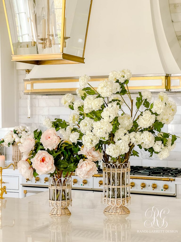 Spring Kitchen Tour - Ideas to Style your Kitchen for Spring - Randi ...