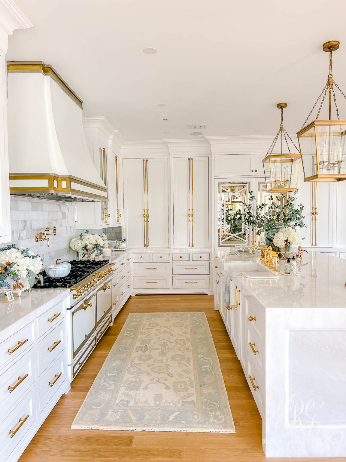 How to Style Your Kitchen for Fall with Timeless Elegance - Randi ...